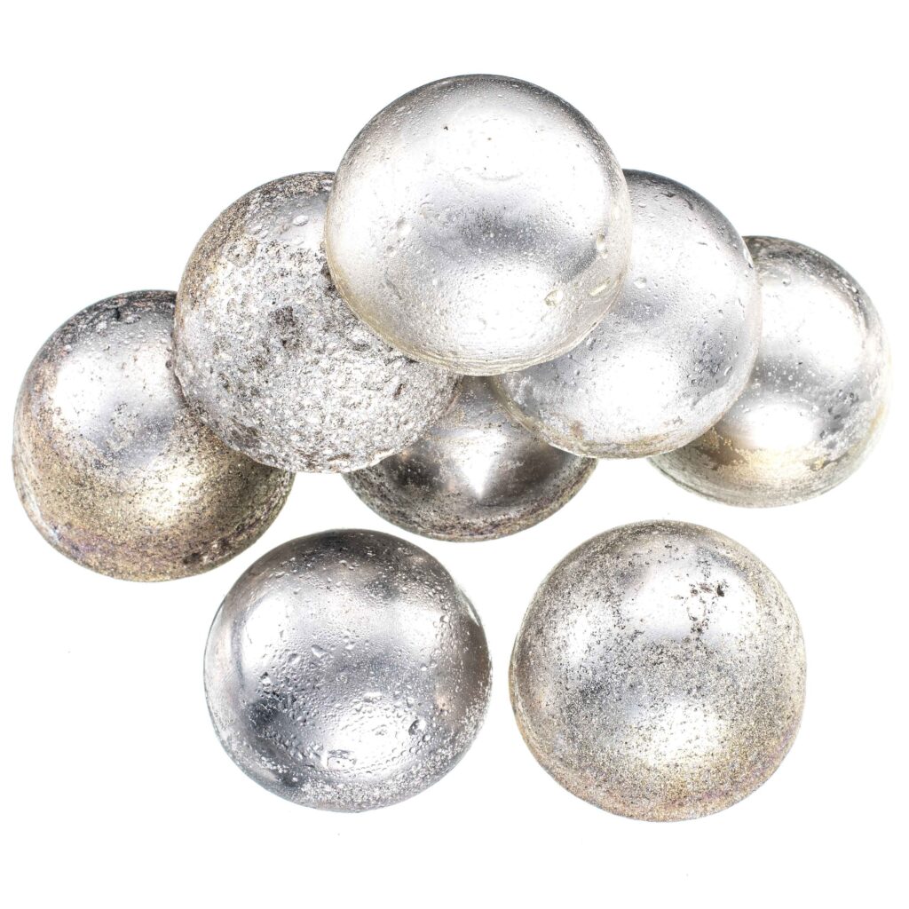 Kjøpe tinn? Selges som halvkuler på ca. 200 gram